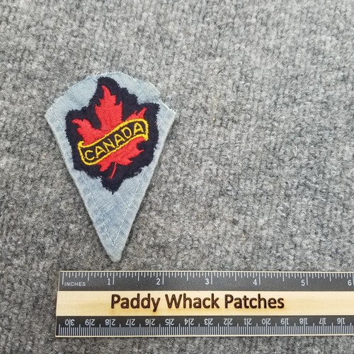 Vintage Canada Maple Leaf Patch Travel Souvenir On piece of cloth | eBay