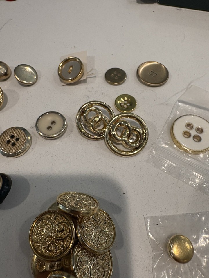 Vintage Metal Shank Button Lot Gold Tone Crest Knot Blazer Sewing ...