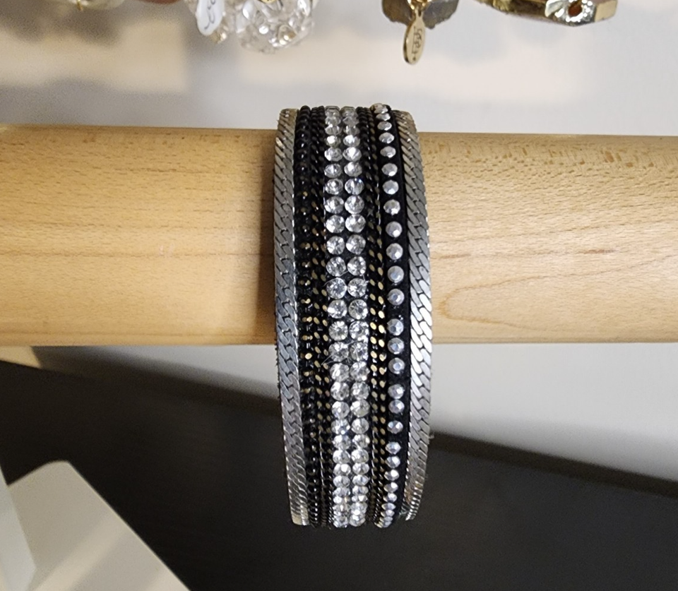 Faux Leather snake Strap Rhinestone Crystals Magnetic Clasp Bracelets ...
