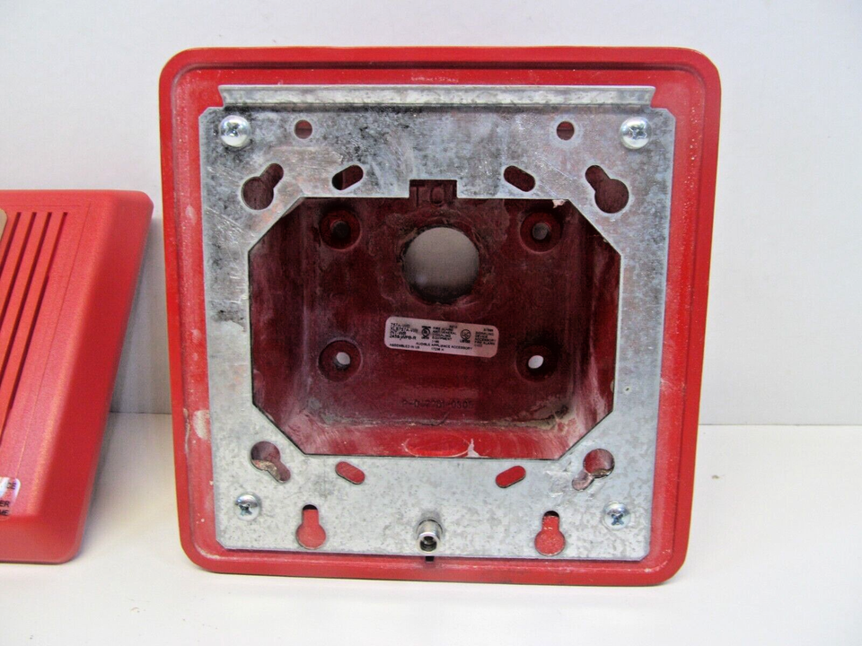 EDWARDS EST 757-8A-T Temporal Horn Wall Strobe W/747A-WB backbox | eBay