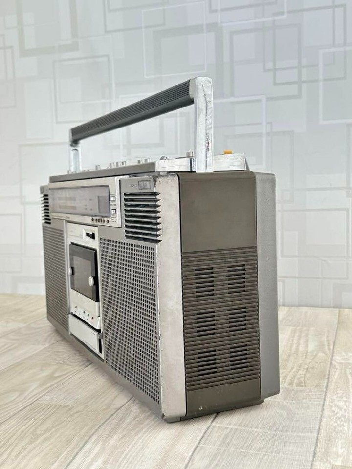 SONY CFS-D7 Boombox 1979 Portable Stereo Cassette Radio Excellent ...