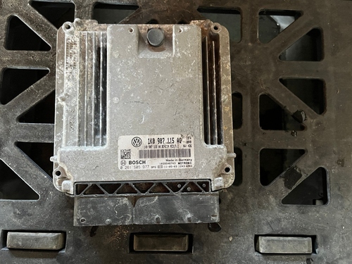 OEM Engine Computer Module ECM CBFA 1K0907115AQ OEM 10 11 Volkswagen ...
