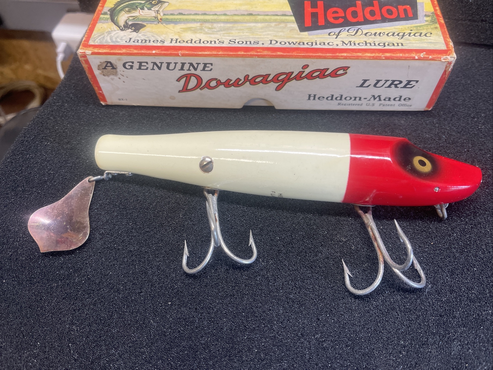 Vintage Heddon Vamp 7050RH Vamp Wood Lure Flap-tail With Box | eBay
