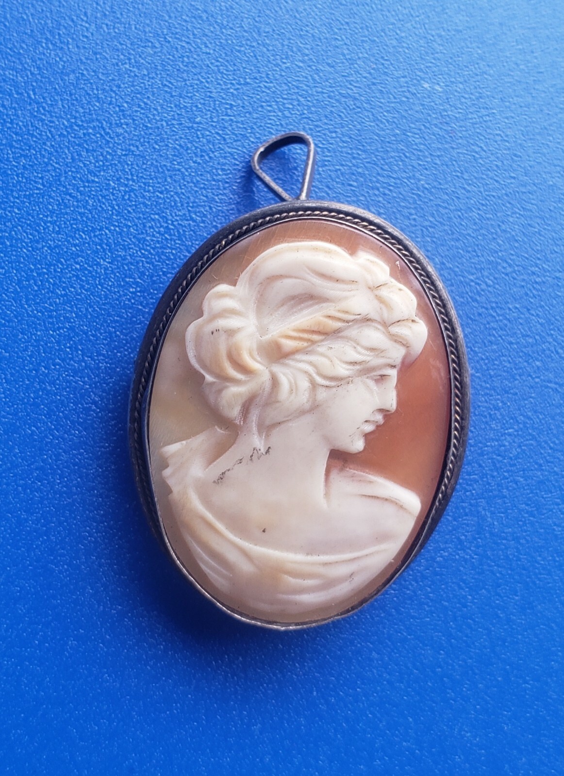 Vintage 800 Silver Marcasite Carved Shell Cameo Penda… - Gem