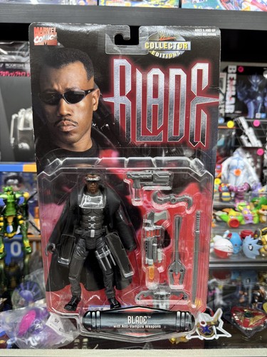Blade with Anti-Vampire Weapons Toy Biz 1997 Figure | eBay