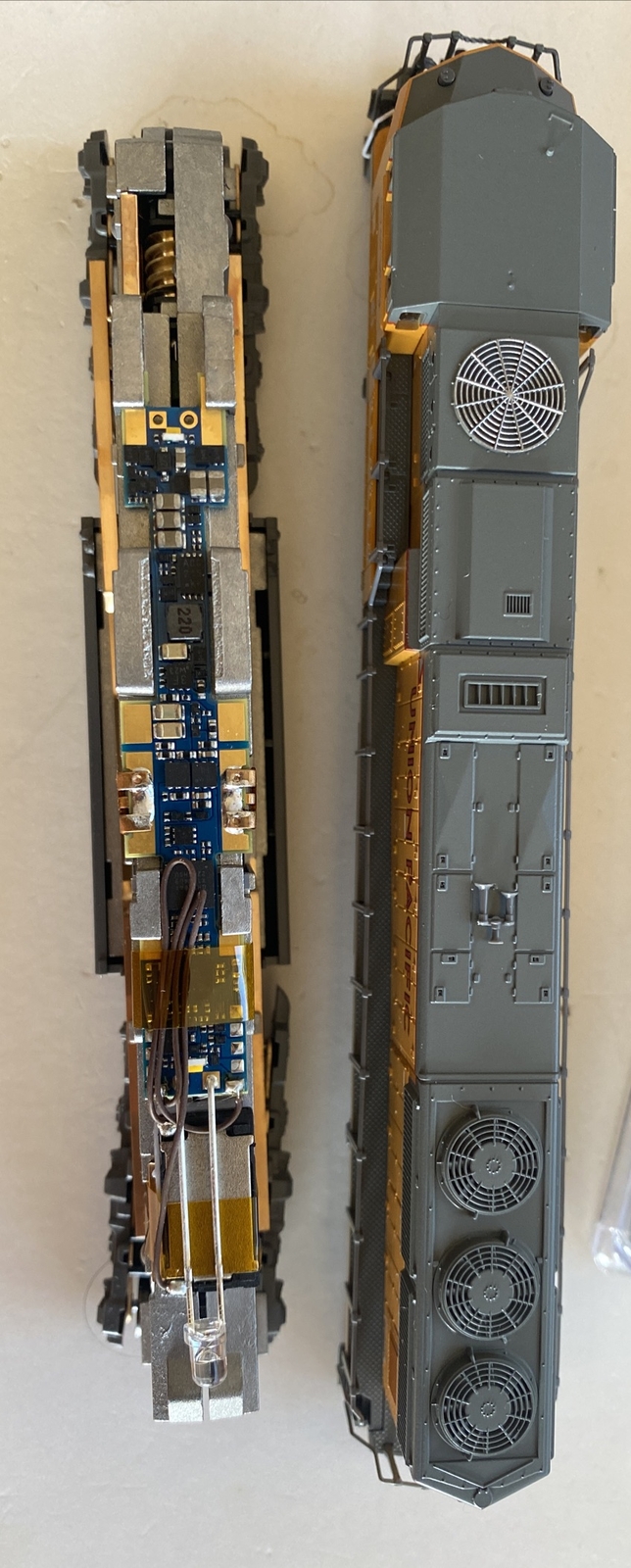 Kato N Scale Union Pacific UP SD70M 4364 Kobo DCC ESU LOK Sound ...