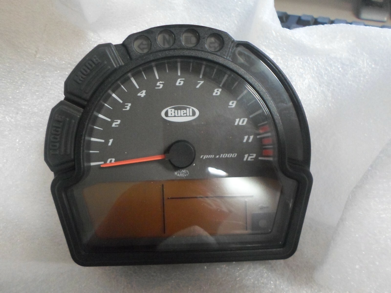 Buell Instrument Cluster MPH/KMH Speedometer Tachometer H-D Y0500.2AMA ...