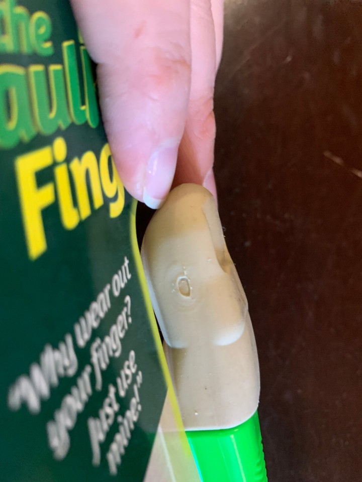 The Caulking Finger - Caulk Finishing and Smoothing Tool - NEW! comfort ...