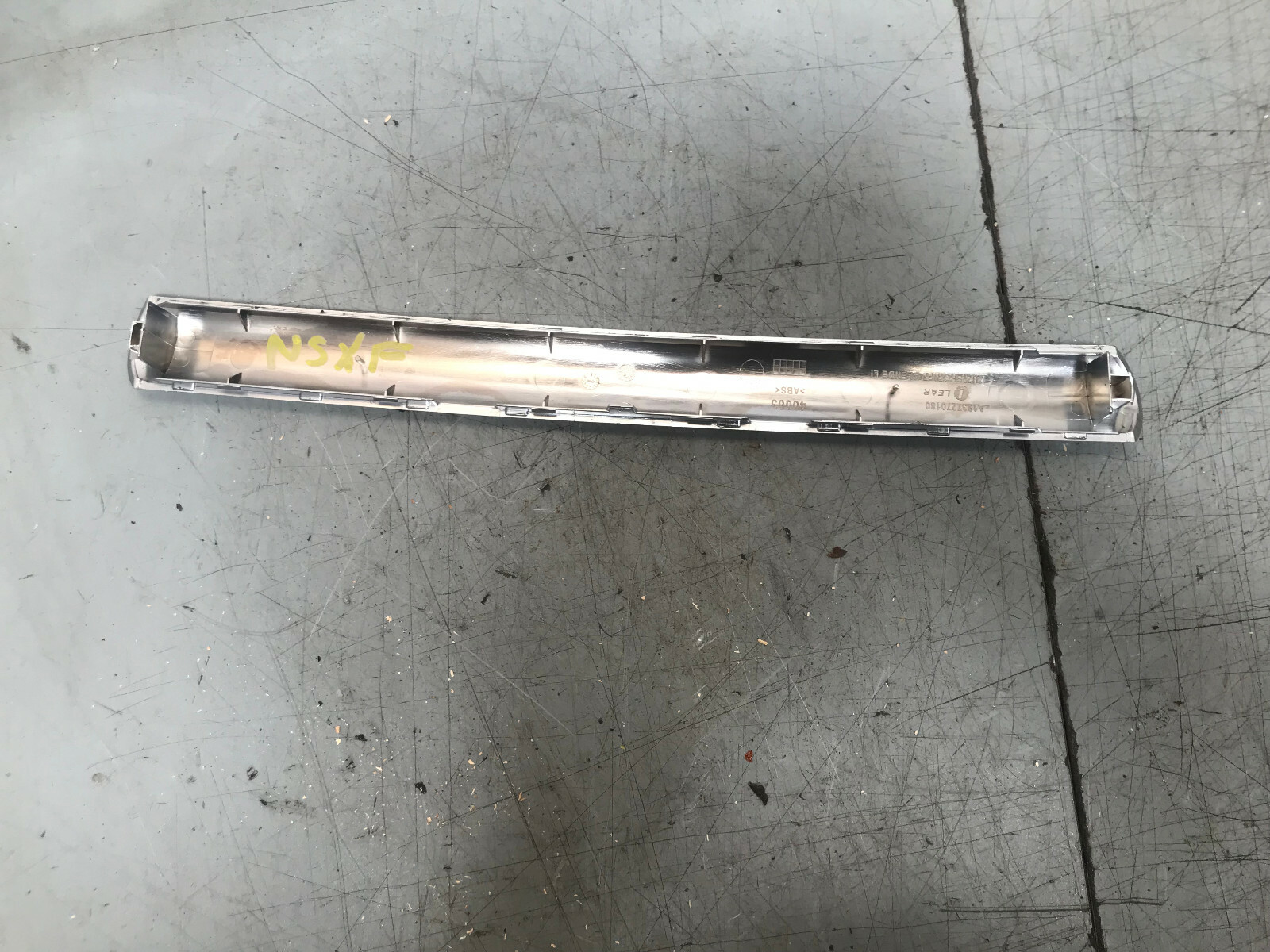 CHRYSLER CROSSFIRE CHROME DOOR PULL HANDLE MOLDING COVER TRIM LH ...