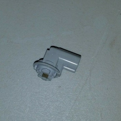 lexus toyota socket tail light lid 90075-99005, 81755-03010 | eBay
