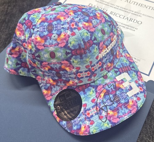 DANIEL RICCIARDO SIGNED MCLAREN F1 FORMULA 1 Autographed Hat Comes w ...