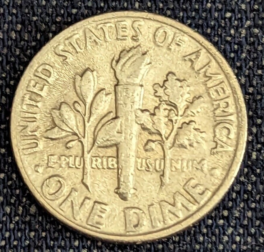 VERY NICE ERROR 1977 DIME P MINT STRUCK OFF CENTER W ON THE RIM ERROR ...