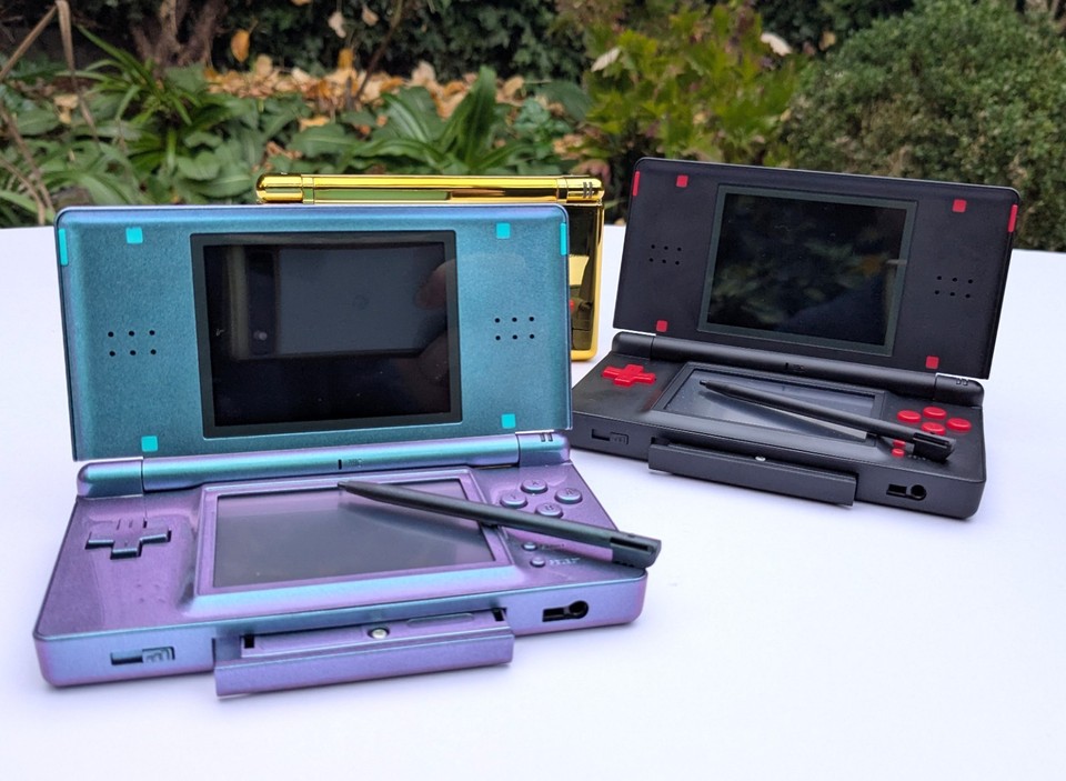 Custom Nintendo DS Lite ☆ Design your own DS Lite! ☆ Ultimate DS/GBA ...