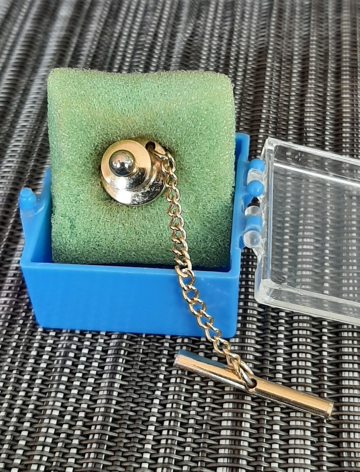 Vintage Grumman Service Pin With Diamonds 30 Year Pin | eBay