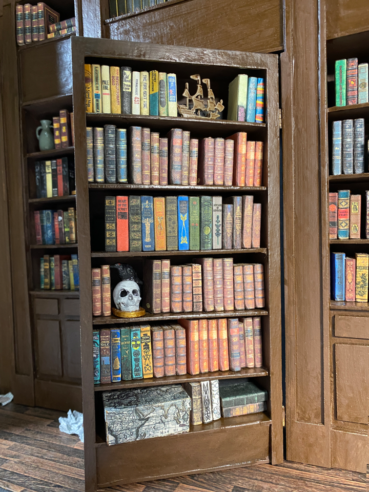 LIBRARY Prop Books 72 Pc Miniature Dollhouse Books 1:12 Scale Bookshelf ...