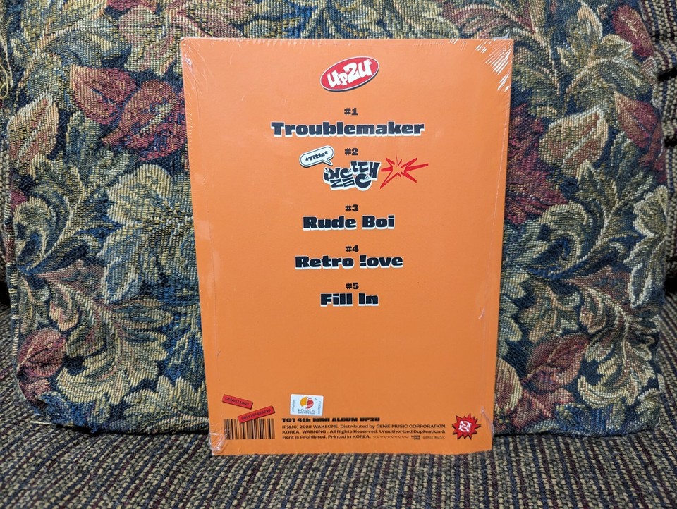 TO1 4th Mini Album [UP2U] TROUBLEMAKER CD+Book+Sticker+M.Card+P.Card+ ...