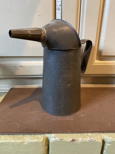 U.S. Standard Oil Filler Can 1 Qt. Liq'd Antique | eBay