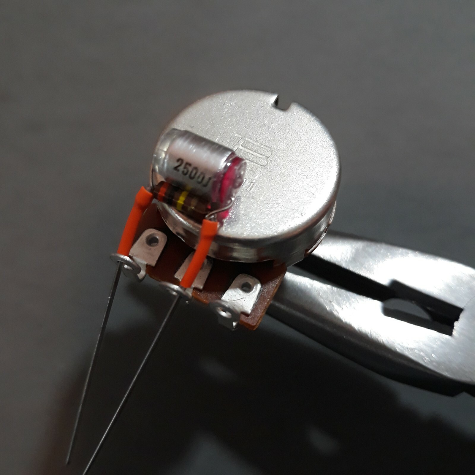 TREBLE BLEED KING Red Stripe Spec "V2" STYRENE 2.5nF cap 300K Allen ...