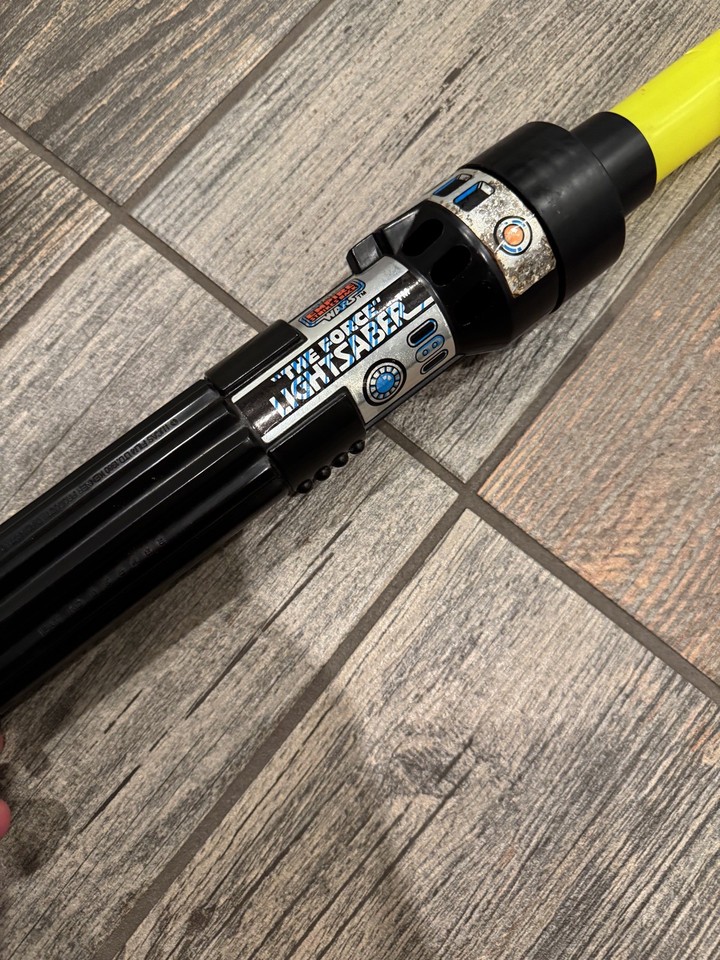 Yellow Lightsaber 43" Star Wars Return Of The Jedi The Force 1980 ...