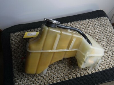 2005 CHRYSLER 300C OEM COOLANT BOTTLE 5.7L 4596466AG B90 | eBay