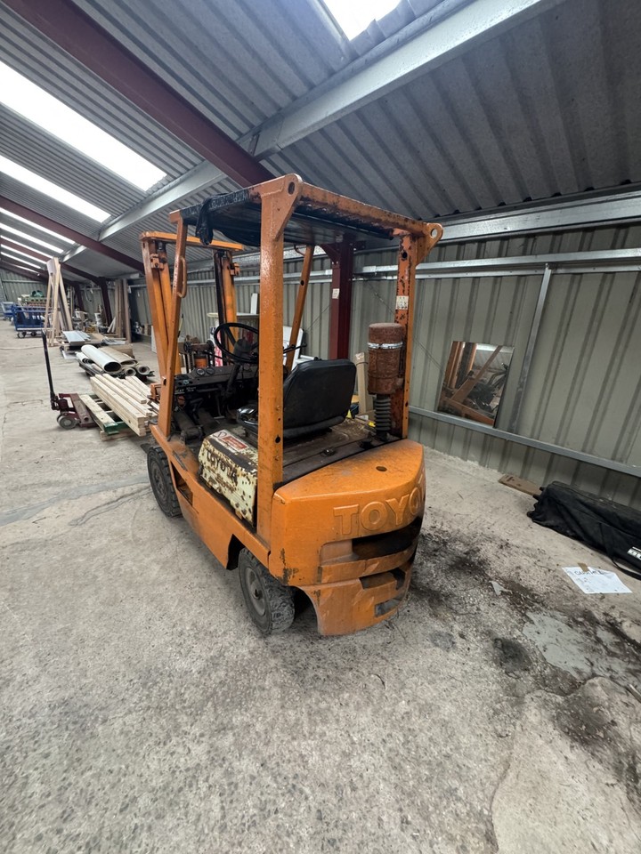 Toyota diesel Forklift Truck 02-3FD15 - used | eBay UK