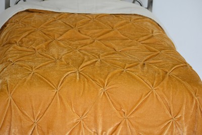 Gold velvet comforter blankets and bedspread (king quilt 90X104 inch ...