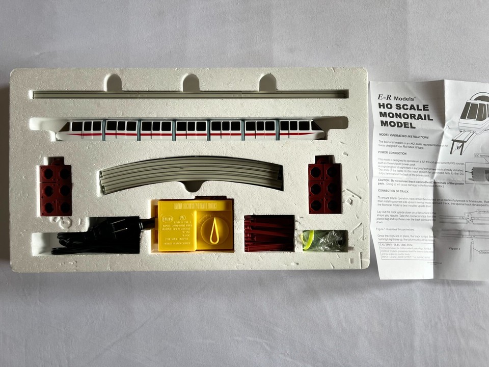 E-R Models Monorail Red Stripe #4901 HO Scale | eBay