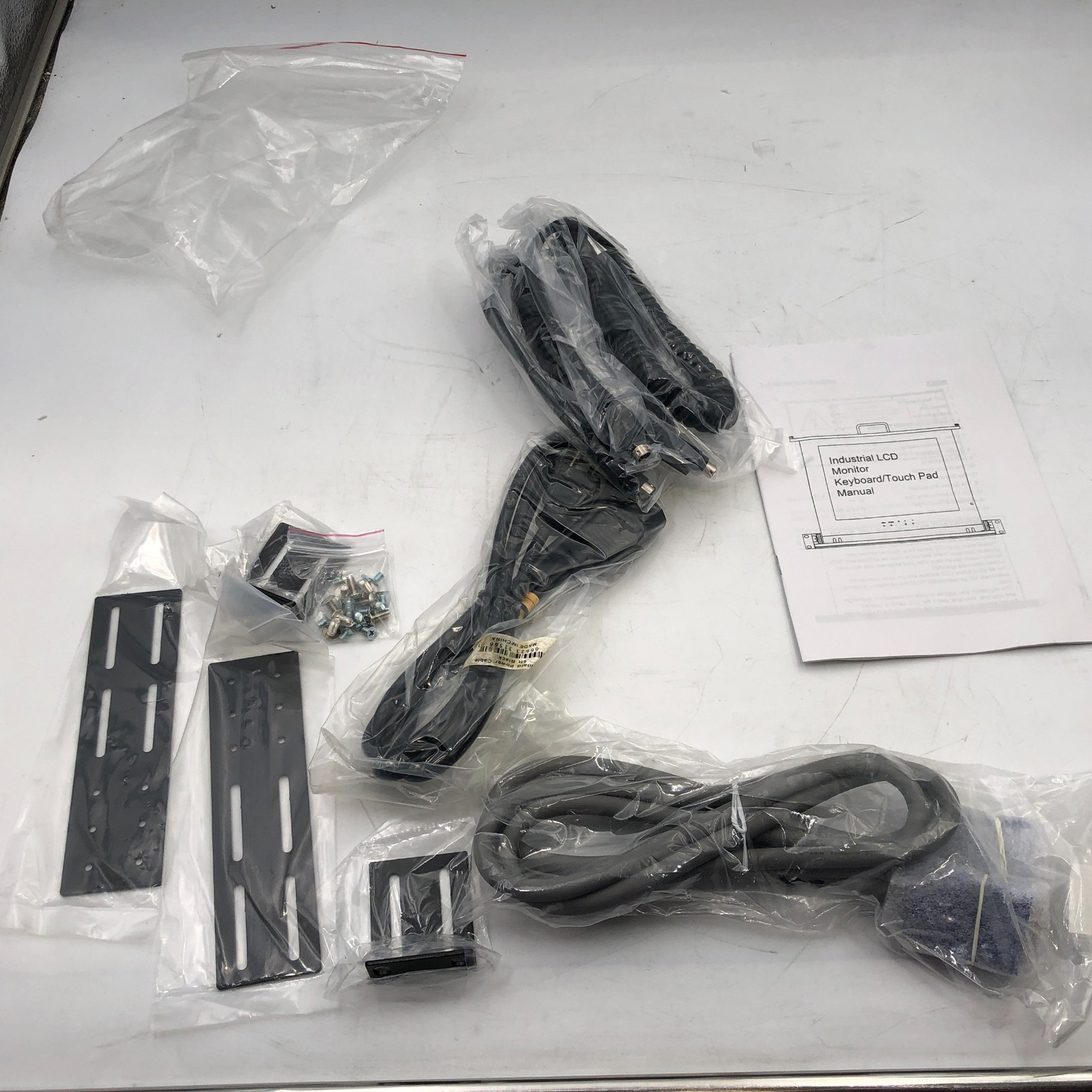 ATEN 17" PS/2 KVM SINGLE RAIL LCD SERVER CONSOLE SUPPORT MONITOR ...