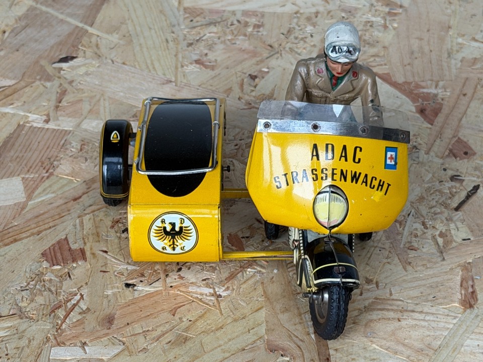 GÖSO 71 ADAC MOTORRAD BEIWAGEN GERMANY TIN FRICTION MOTORCYCLE SIDECAR ...