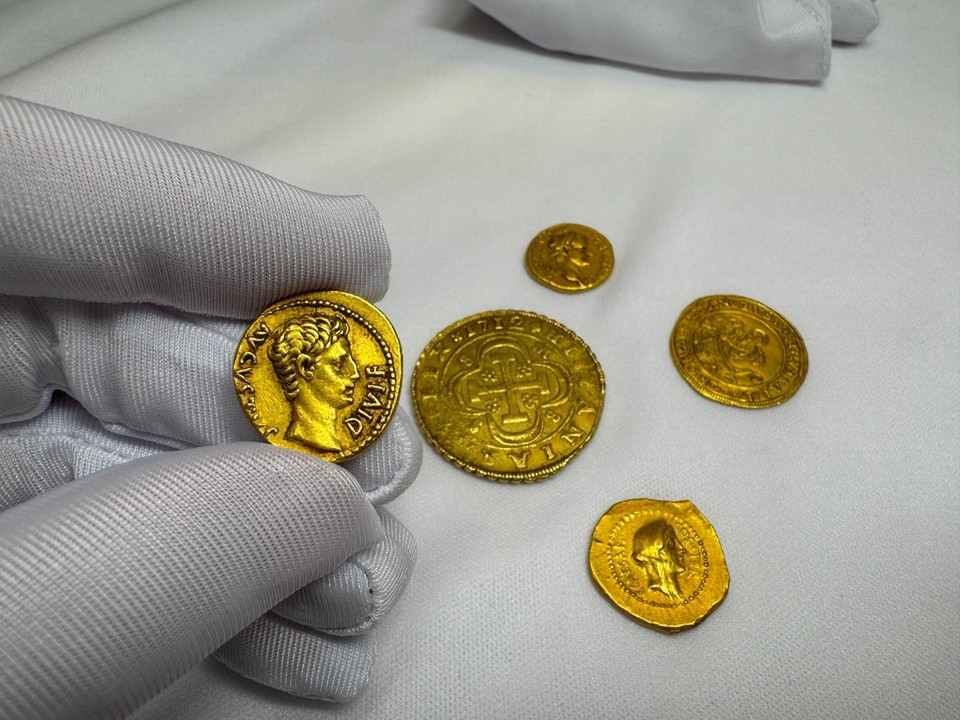 NGC CH VF AUGUSTUS | BULL ROMAN EMPIRE AUREUS 27BC CAESAR ANCIENT GOLD ...