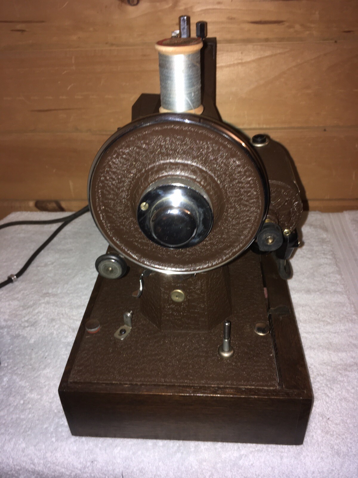 Showpiece Vintage Kenmore Rotary Sewing Machine Model 117.812 w/case ...