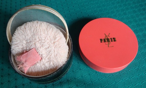 PARIS Poudre parfumée pour le corps boite avec emballage vide | eBay