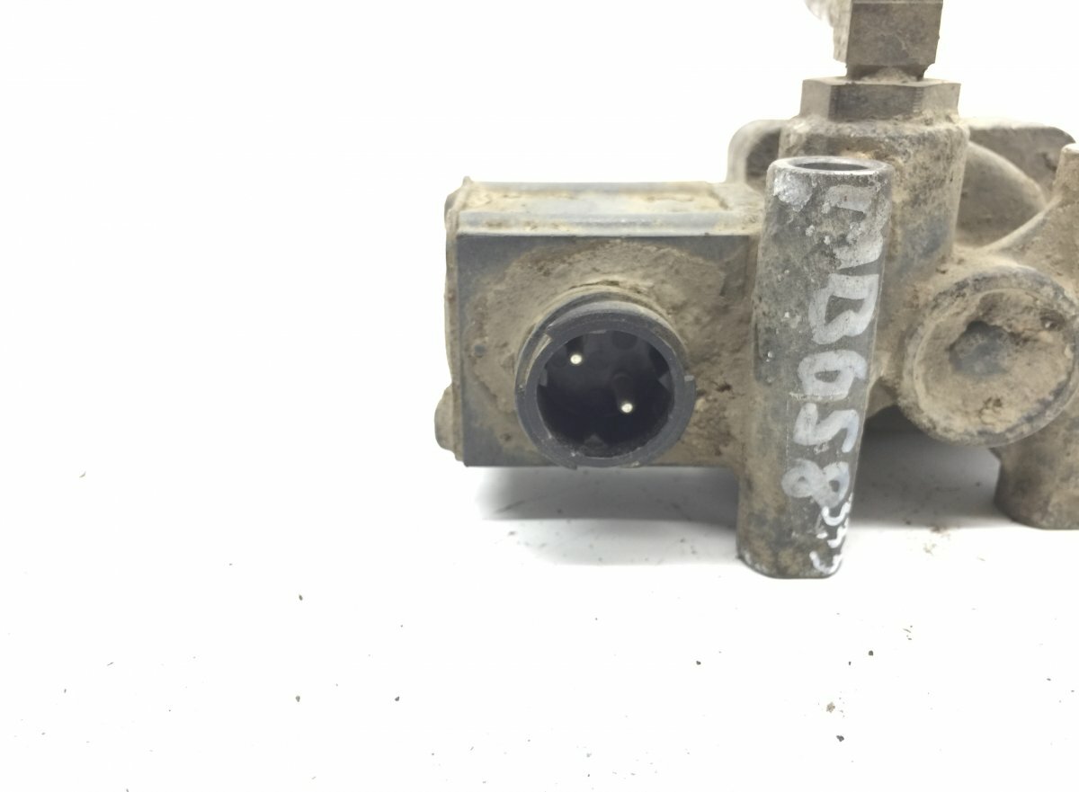 9750090010 A0044310306 Pressure Limiting Valve 13bar MERCEDES BENZ ...