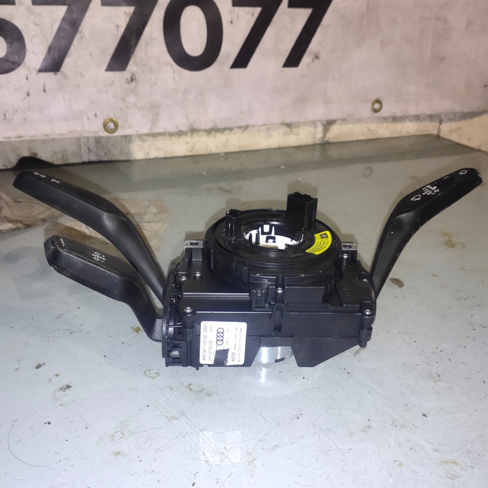 AUDI Q7 4MB,4MG HEADLIGHT/INDICATOR STALK SWITCH 4M0 907 129 HD | eBay UK