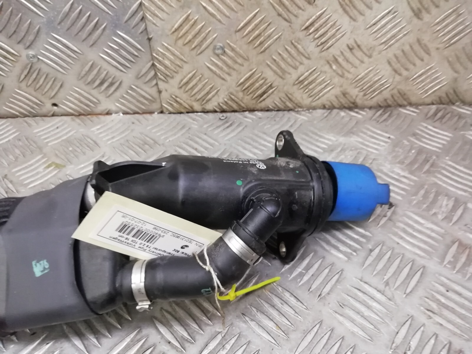 VW Transporter T6 AdBlue Delivery Pipe 7E0131965C | eBay UK