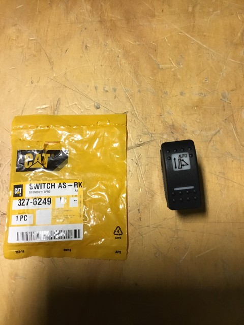 CATERPILLAR CAT TRACK-TYPE TRACTOR GRADE CONTROL ROCKER SWITCH - 327 ...