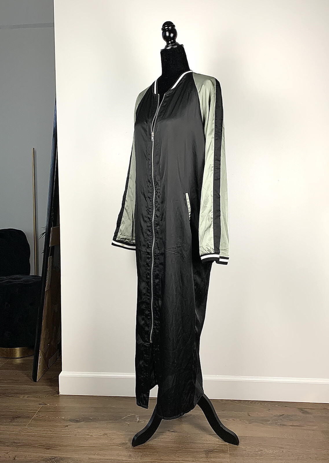 Womens Missguided Green/Black Striped Satin Longline Balloon Sleeve ...