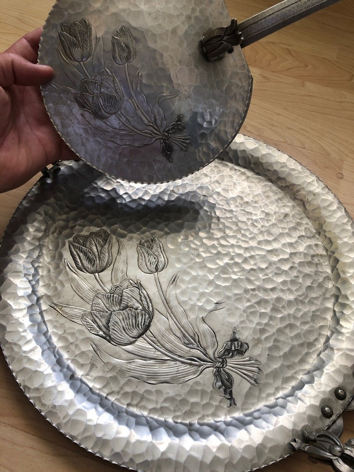 Rodney Kent Silver Co. “TULIPS" Lot HAMMERED ALUMINUM WITH HANDLES #409 ...