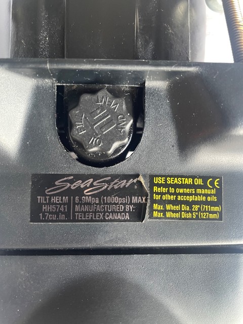 Seastar Classic Tilt Helm Only HH5741 Hh5742 Hydraulic for sale online ...