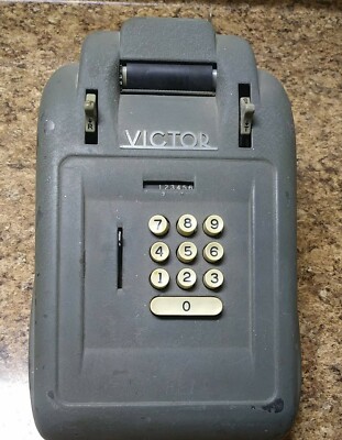 Vintage Victor Champion 3-Row, 10 Key Adding/Subtracting Machine | eBay