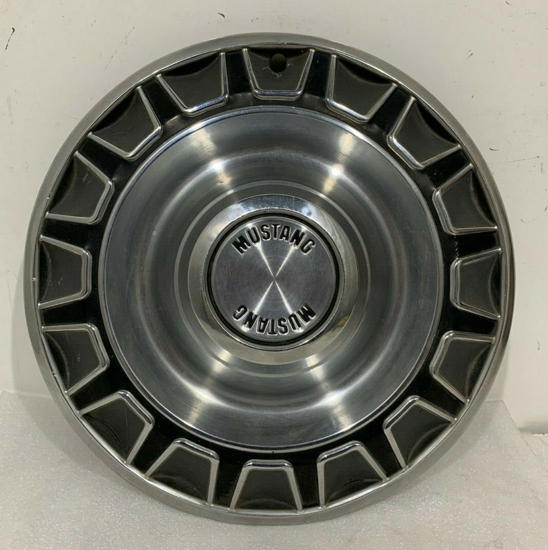 (1) OEM 1970 14" Ford Mustang Hubcap / Wheel Cover / 685 / FM1 | eBay