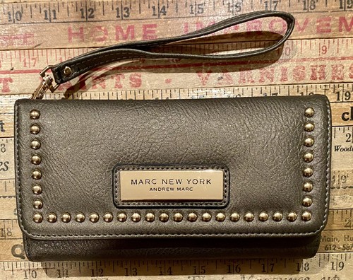 MARC New York ANDREW MARC Brown Leather Clutch Wallet Wristlet | eBay