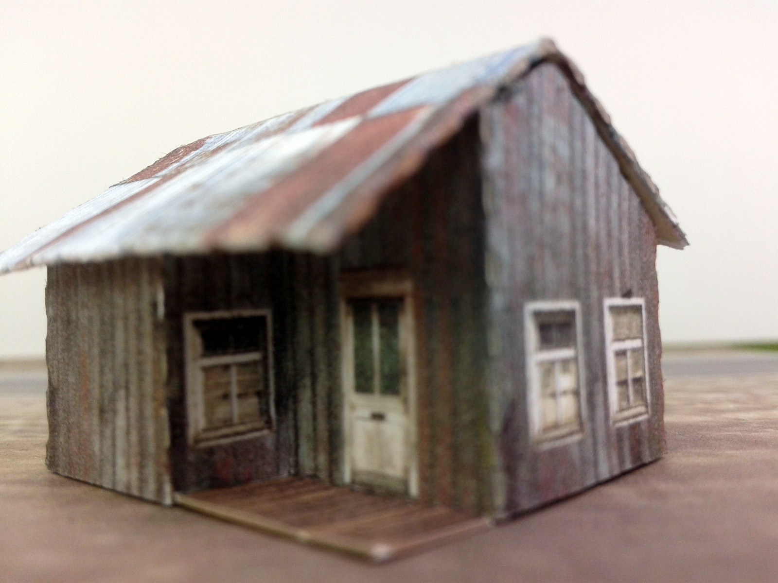 Z Scale Buildings - 4 pcs Small Weathered Buildings / Shanty ...
