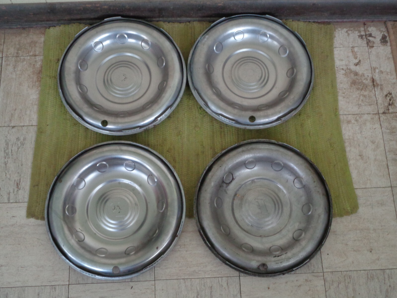 RARE 1951 Ford CRESTLINE Hubcaps 15" Set of 4 Wheel Covers 51 | eBay