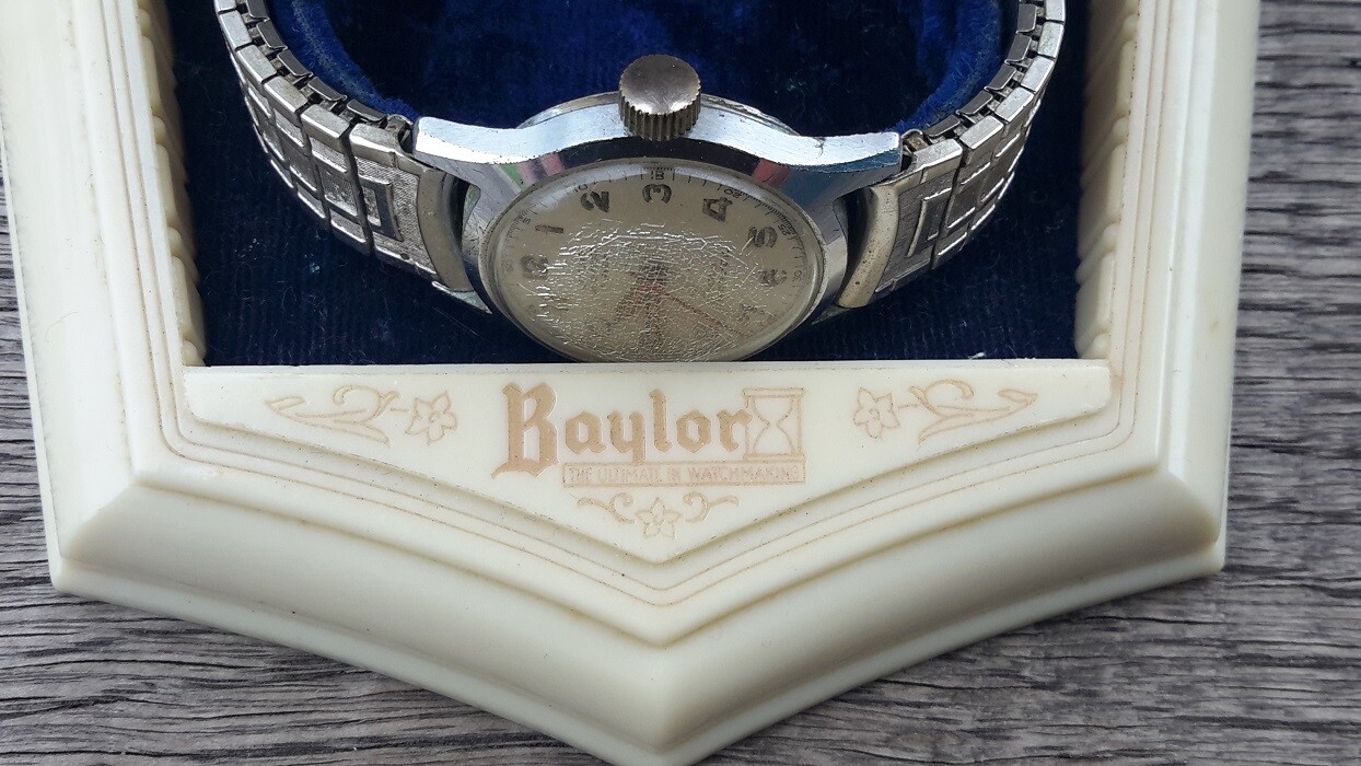 Vintage Baylor Swiss 17 Jewels Automatic Men's Military style watch ...