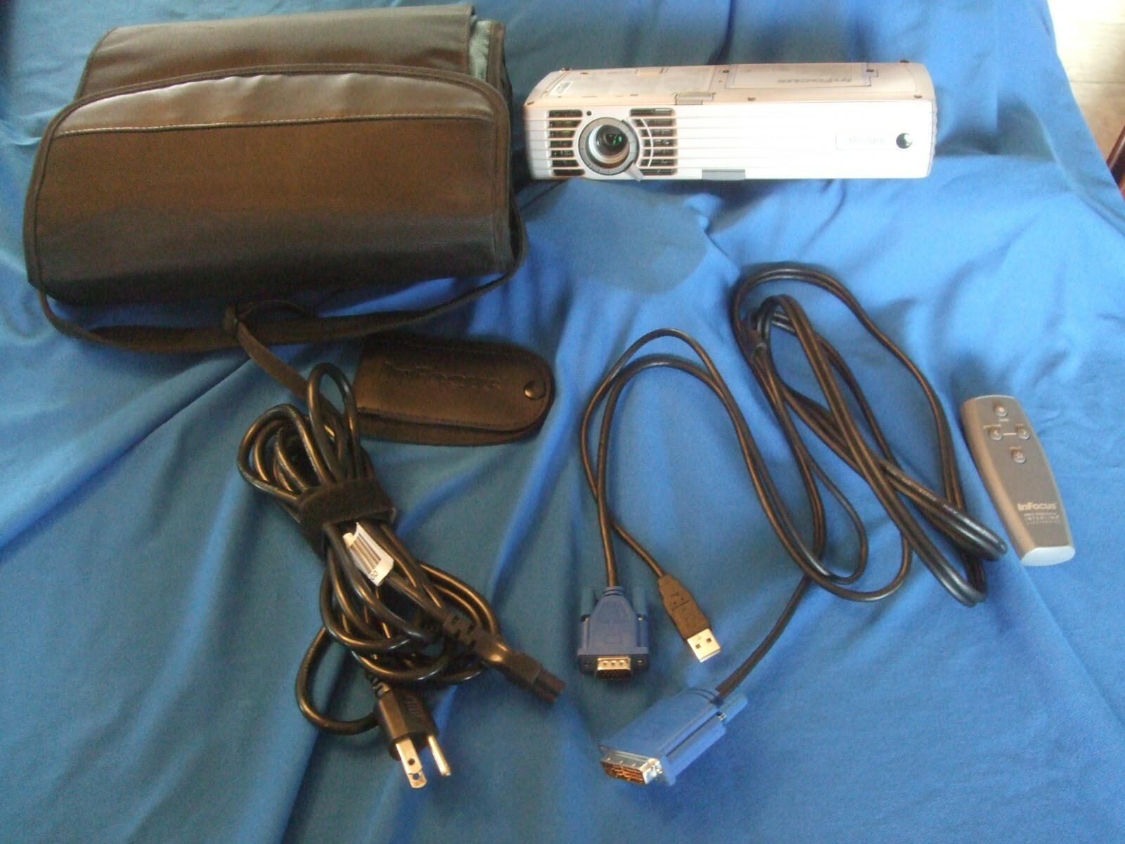 InFocus LP210 DLP Projector for sale online | eBay