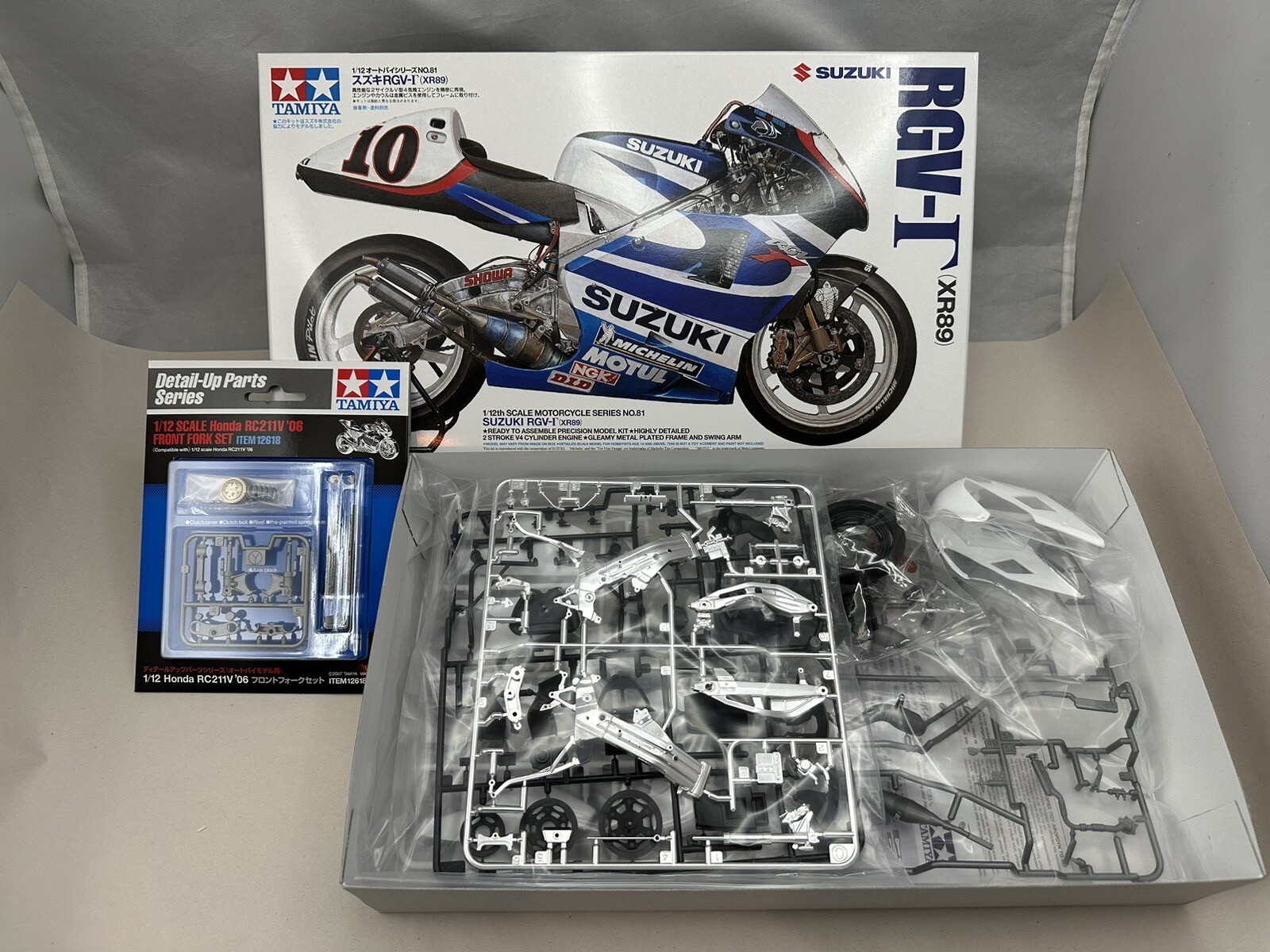 Suzuki RGV-Γ (XR89) Tamiya 1:12 Plastic Model Kit 14081 + 12618 Front ...