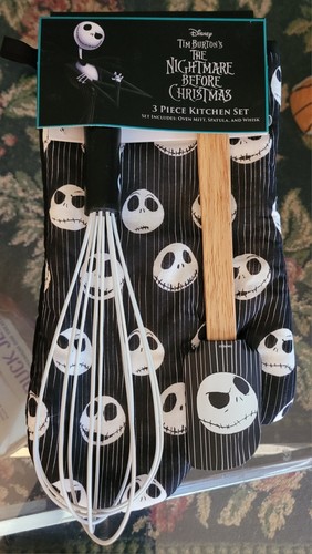 The Nightmare Before Christmas 3 Pc Kitchen Set- Oven Mitt, Spatula And ...