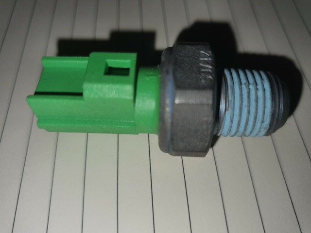 Genuine Ford Oil Pressure Switch 1363512 / 3m519278ab for sale online ...