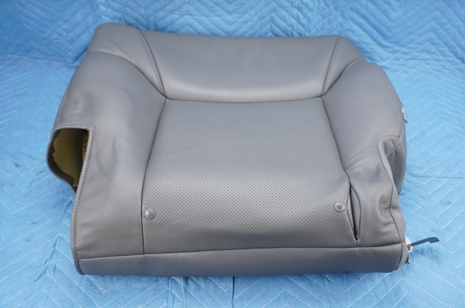 Lexus LX570 2nd Row Seat Upper Cushion Driver Side 2008 2009 Gray OEM ...